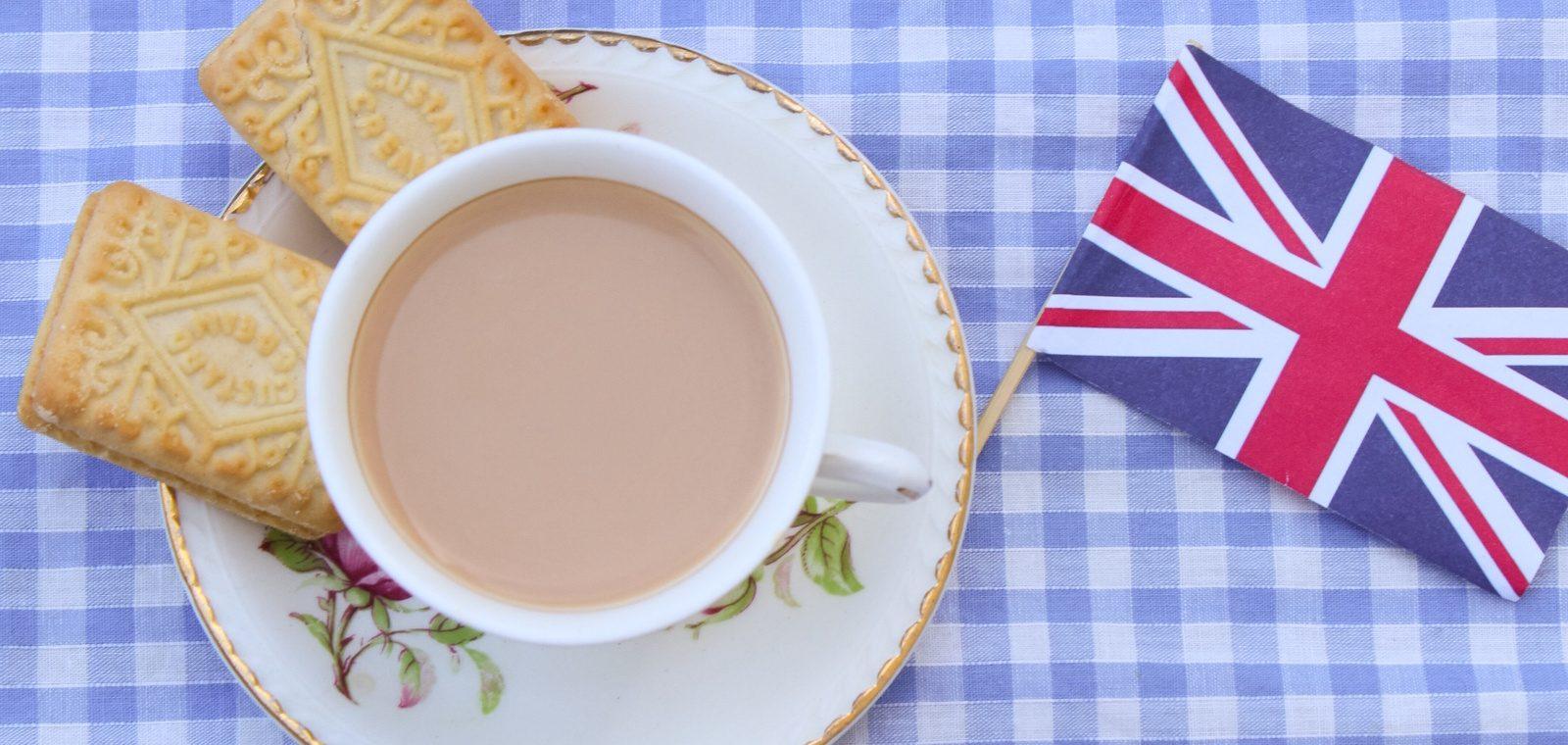 Experience a Traditional Afternoon Tea - TourTailors